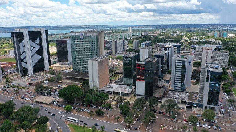 Comprar Edifício Inteiro de 6606.00m² Asa Sul - Brasília DF